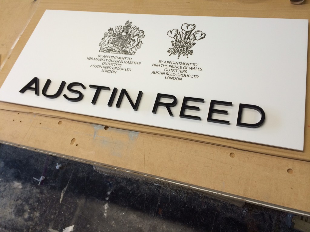 Austin Reed Signs – Ready for Dublin – Cabot Neon Signs